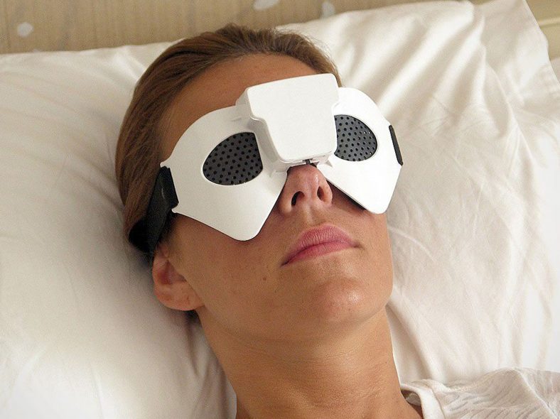Vibrating Eye Massager - I Love That Gadget