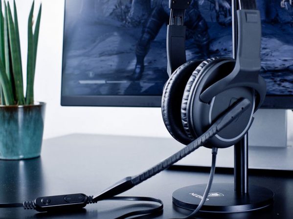 Venom Nighthawk Universal Stereo Gaming Headset - I Love That Gadget